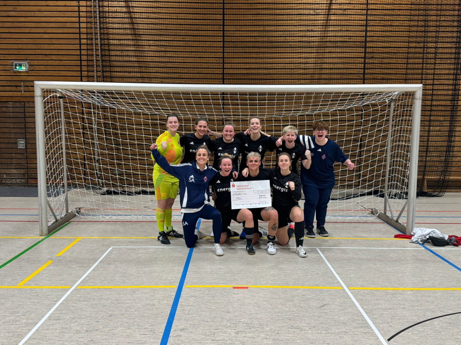 Gastgeberinnen 1. FC Riegelsberg gewinnen ProWin-Cup – Volksbanken-Masters